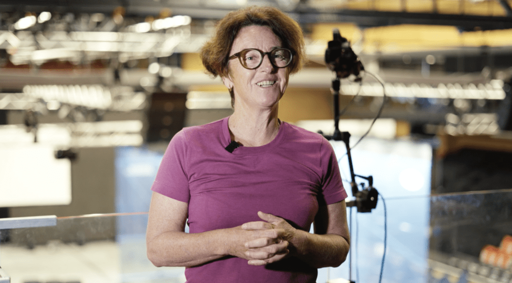 Legend Susan Devoy on squash's return to New Zealand - SQUASHTV