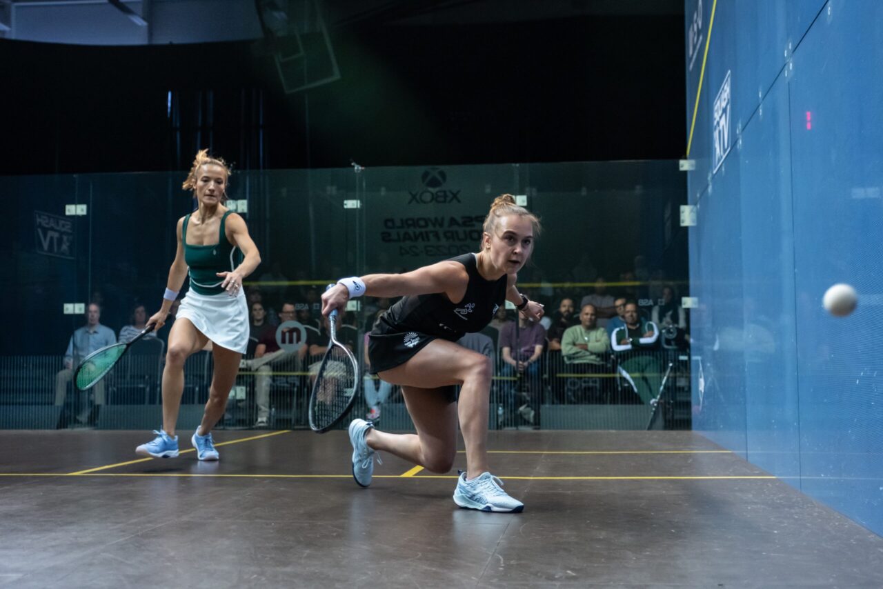 Round 1 - Olivia Weaver v Tinne Gilis - SQUASHTV
